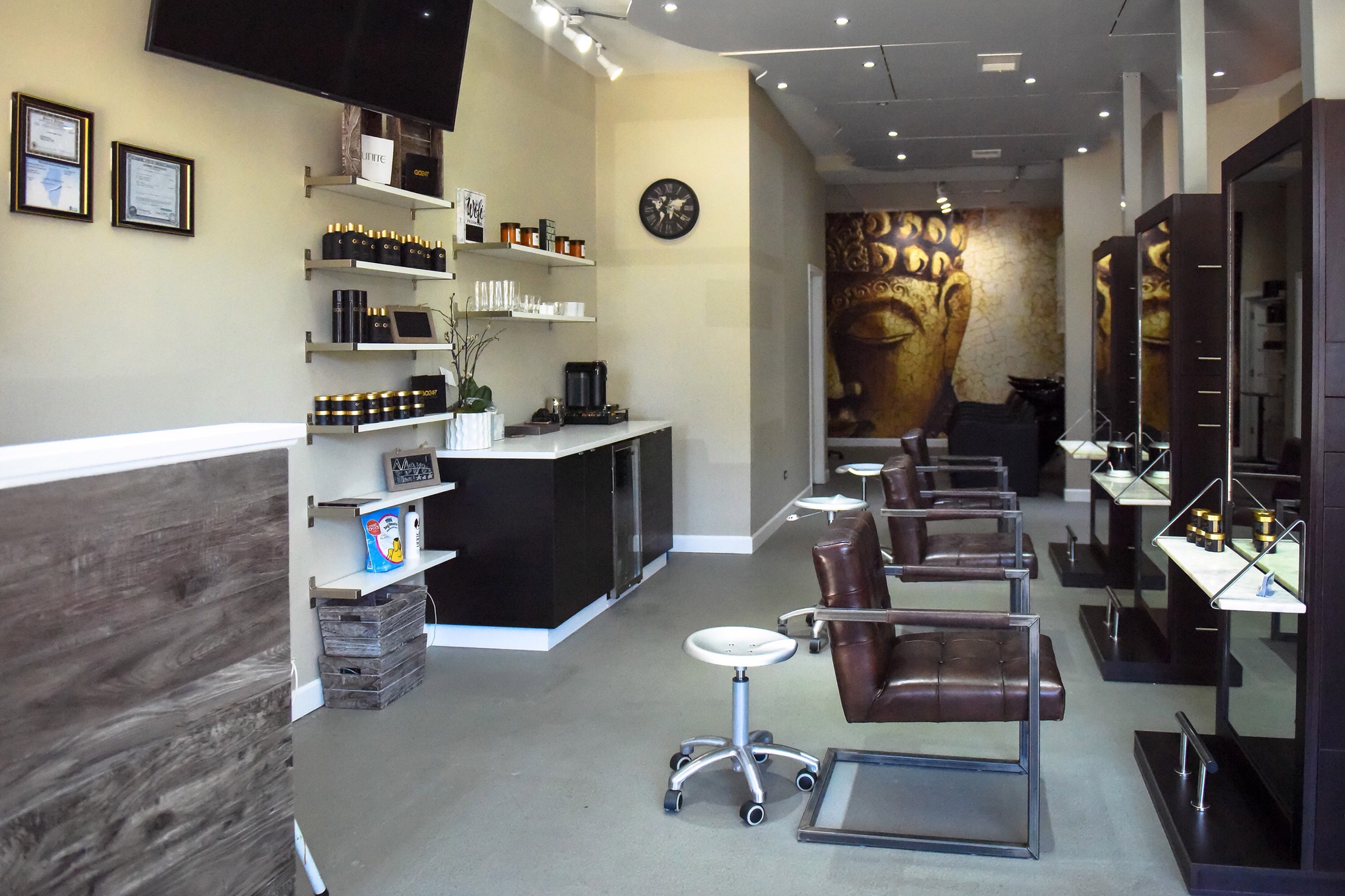 Modern Gentlemen Salon In Chicago IL | Vagaro